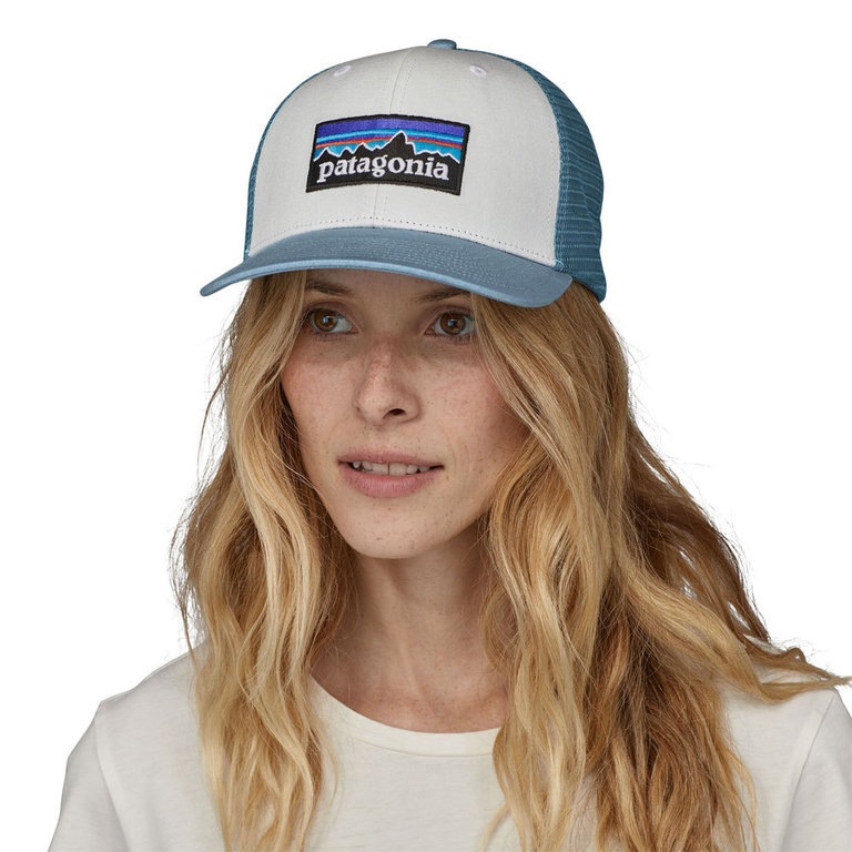 Patagonia P-6 Logo Trucker Hat (White w/Light Plume Grey) Cap